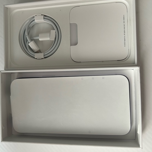 Apple | Cell Phones & Accessories | Brand New Unlocked Iphone 4 Plus ...